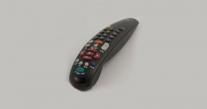 ریموت Polycom View Station به چه صورت است؟